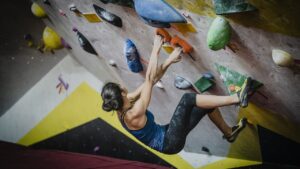 Is rock climbing and bouldering safe? What are the dangers?